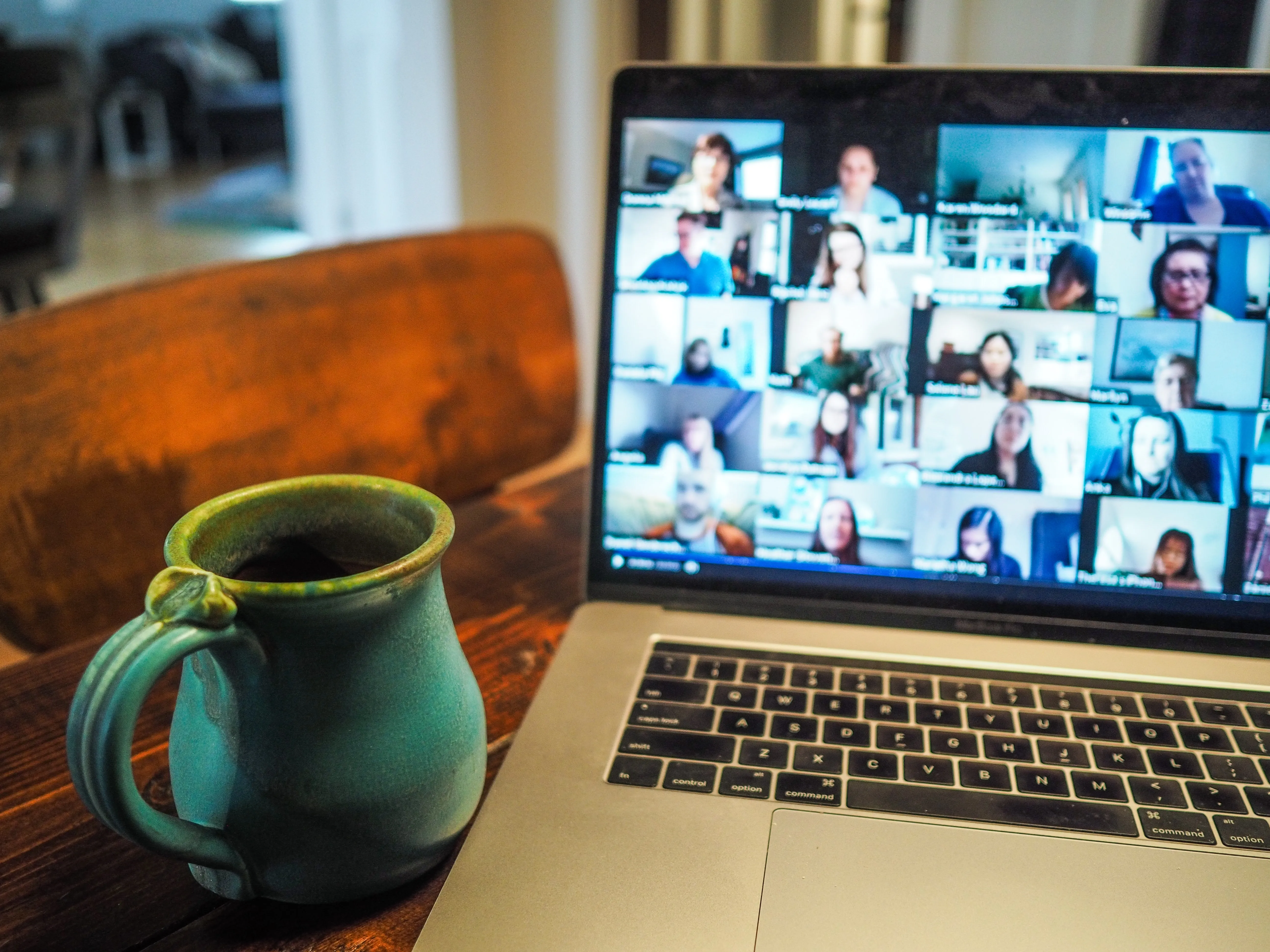 Here’s What You Need To Know About Remote Meeting Etiquette