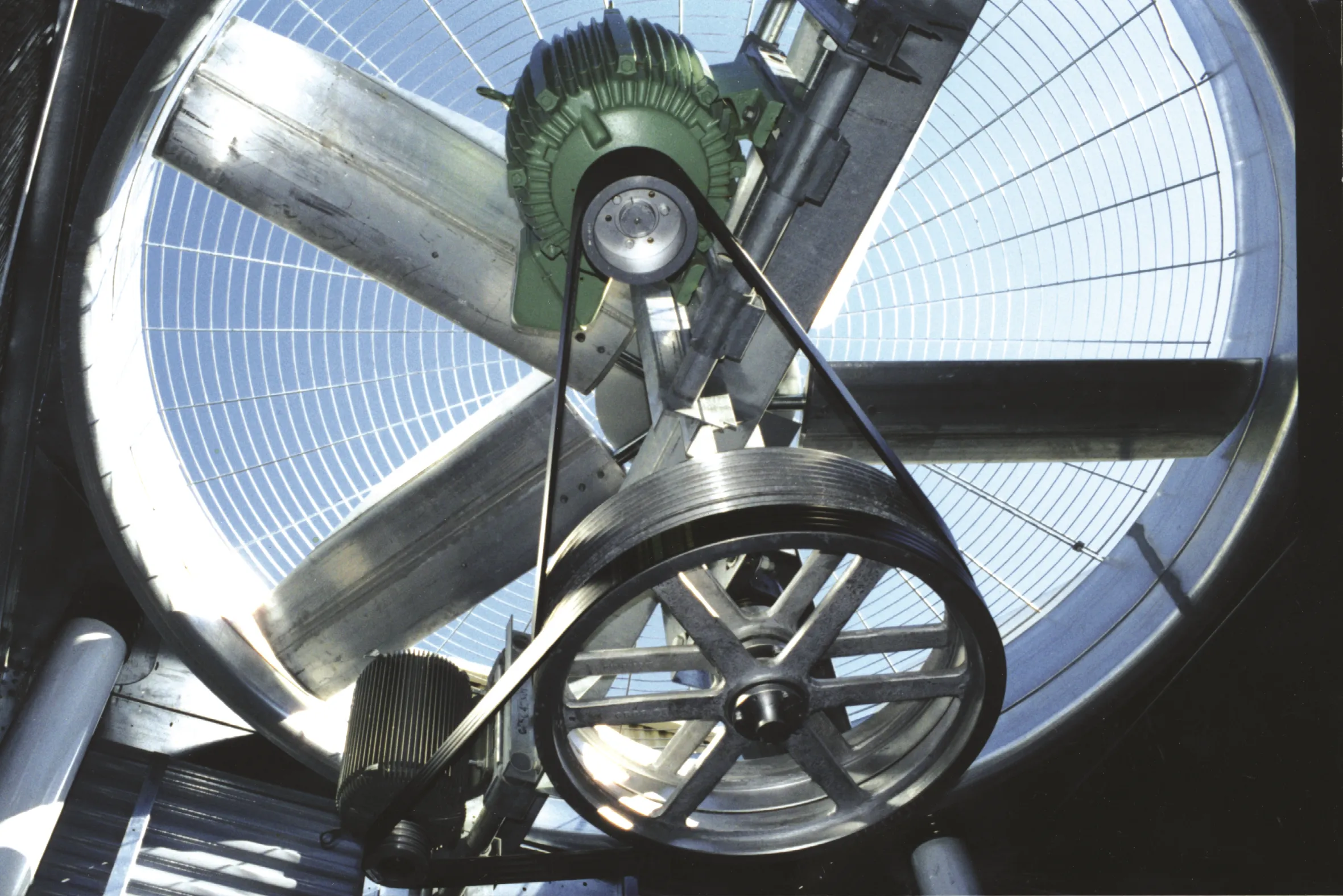 An Overview of The Different Types of Fan Drivers Offered By a Cooling ...