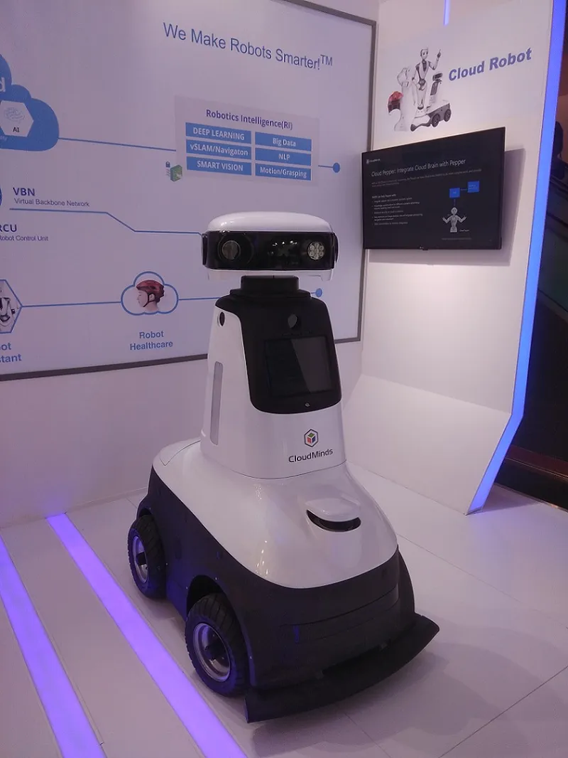 AI in the cloud: meet the networked, smart machines at Mobile World ...