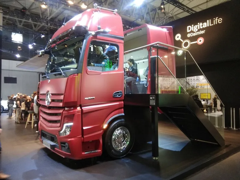 AI in the cloud: meet the networked, smart machines at Mobile World ...