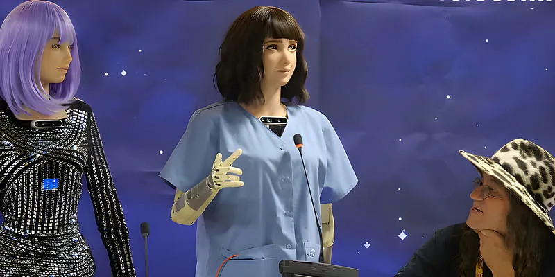 First AI and human press conference : AI For Good Global Summit 2023