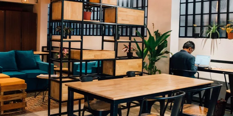 How this hostel startup entrepreneur wooed investor Tim Draper to build ...