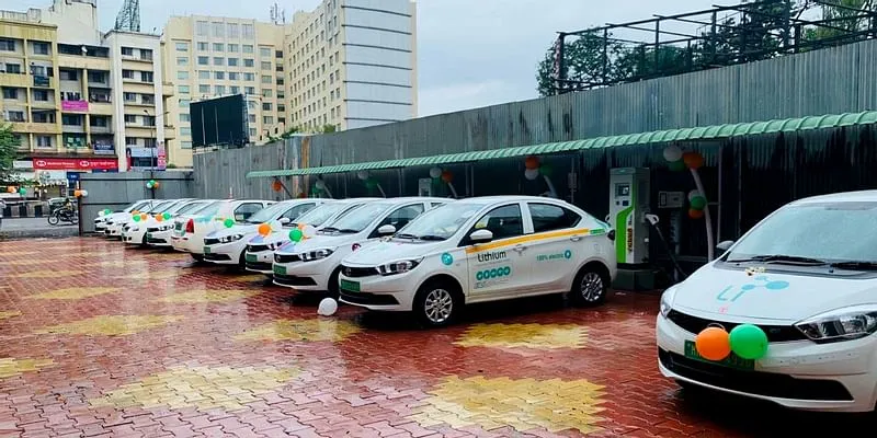 Uber partners with Lithium Urban Technologies to onboard 1,000 ...