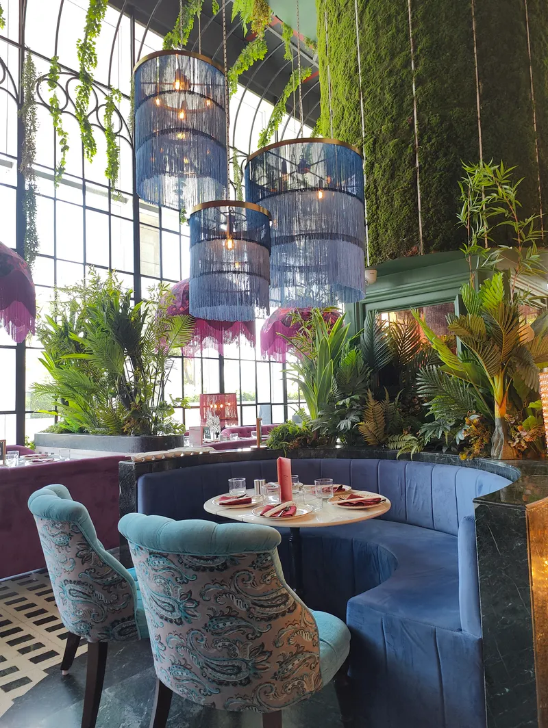 Dining gets an exotic taste of the jungle at Mumbai's Amazonia | YourStory