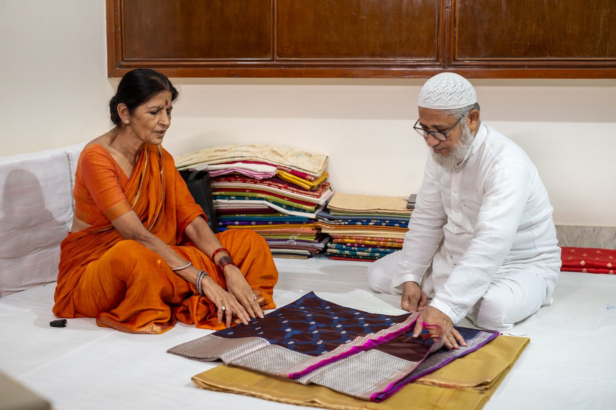 Fabric of freedom: Textile revivalist Chandra Jain revives Banaras ...