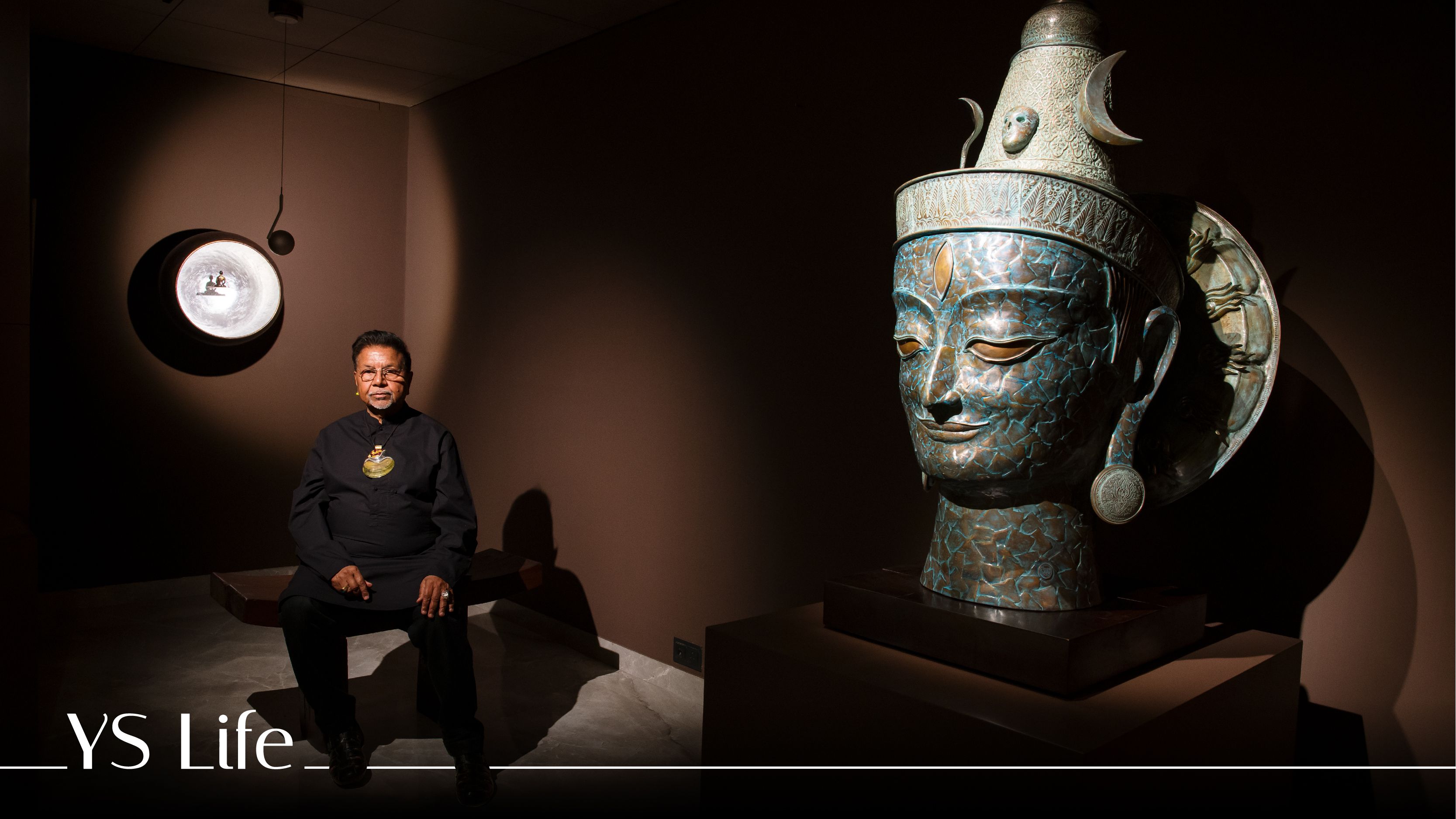 Zeenat Aman is a true ‘maharani’: Director of Netflix’s The Royals ...