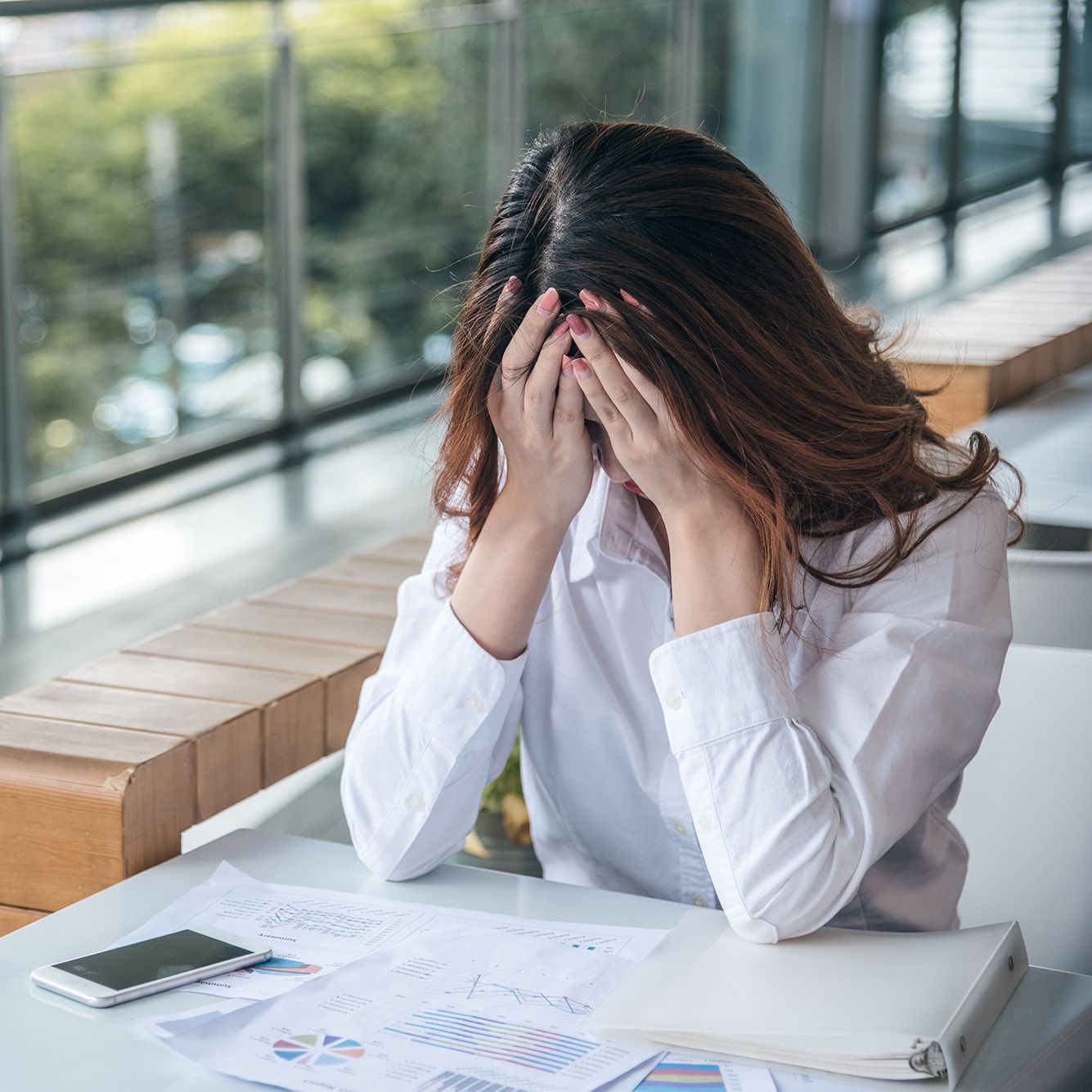 Disconnected together: Navigating workplace loneliness in a hybrid ...