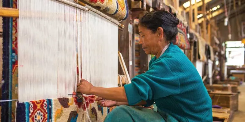 4 schemes for empowering Indian handicrafts and artisans | YourStory