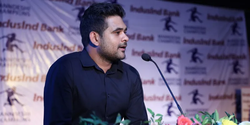 Meet the man who quit his job in US to train Maharashtra's tribal children in sports | YourStory