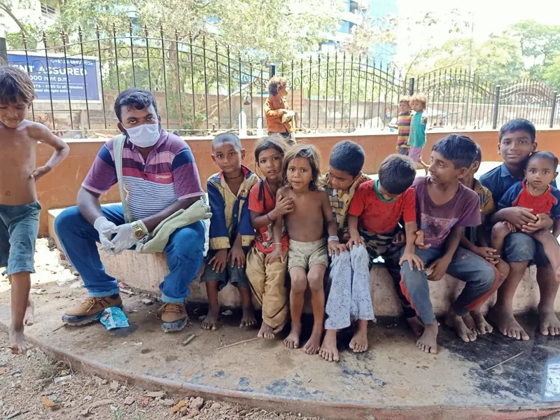 This man from Mumbai has been feeding the poor during the pandemic ...