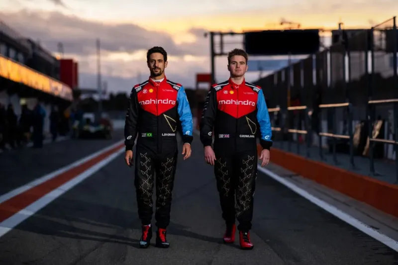 Mahindra Racing unveils M9 Electro Formula E car with new livery ...