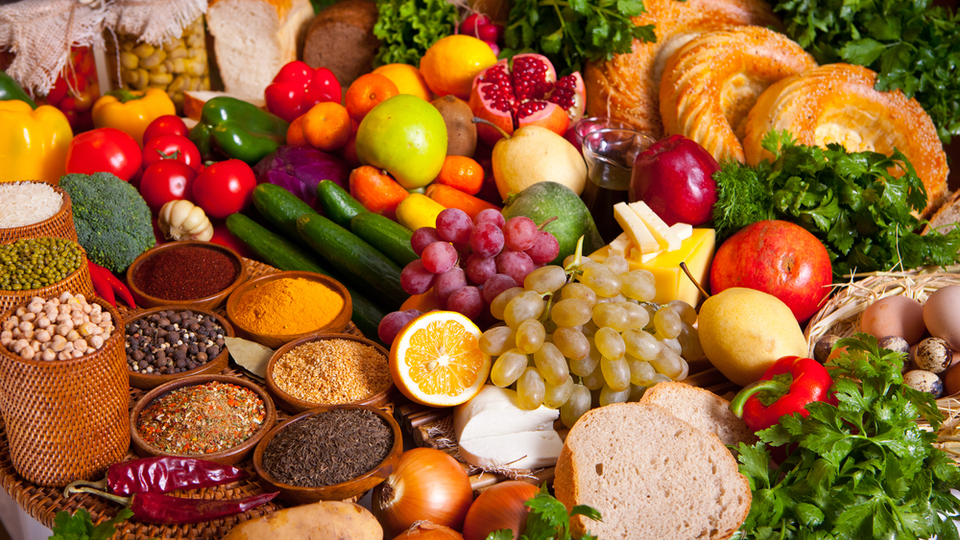 Be a food detective: Find the right meal combinations for good health